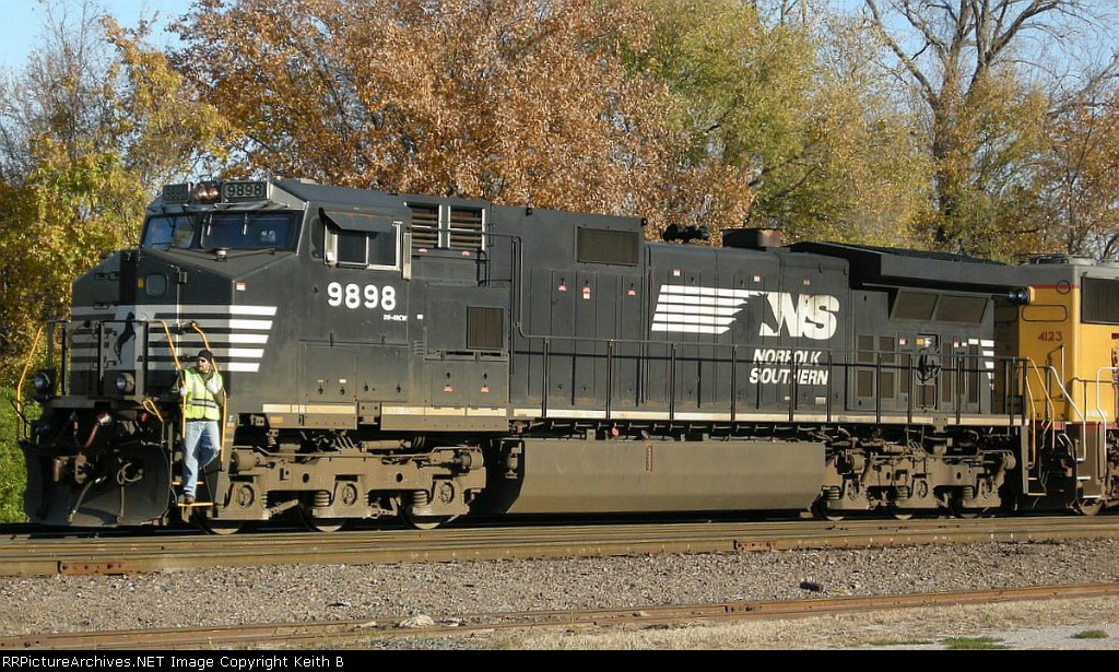 NS 9898
